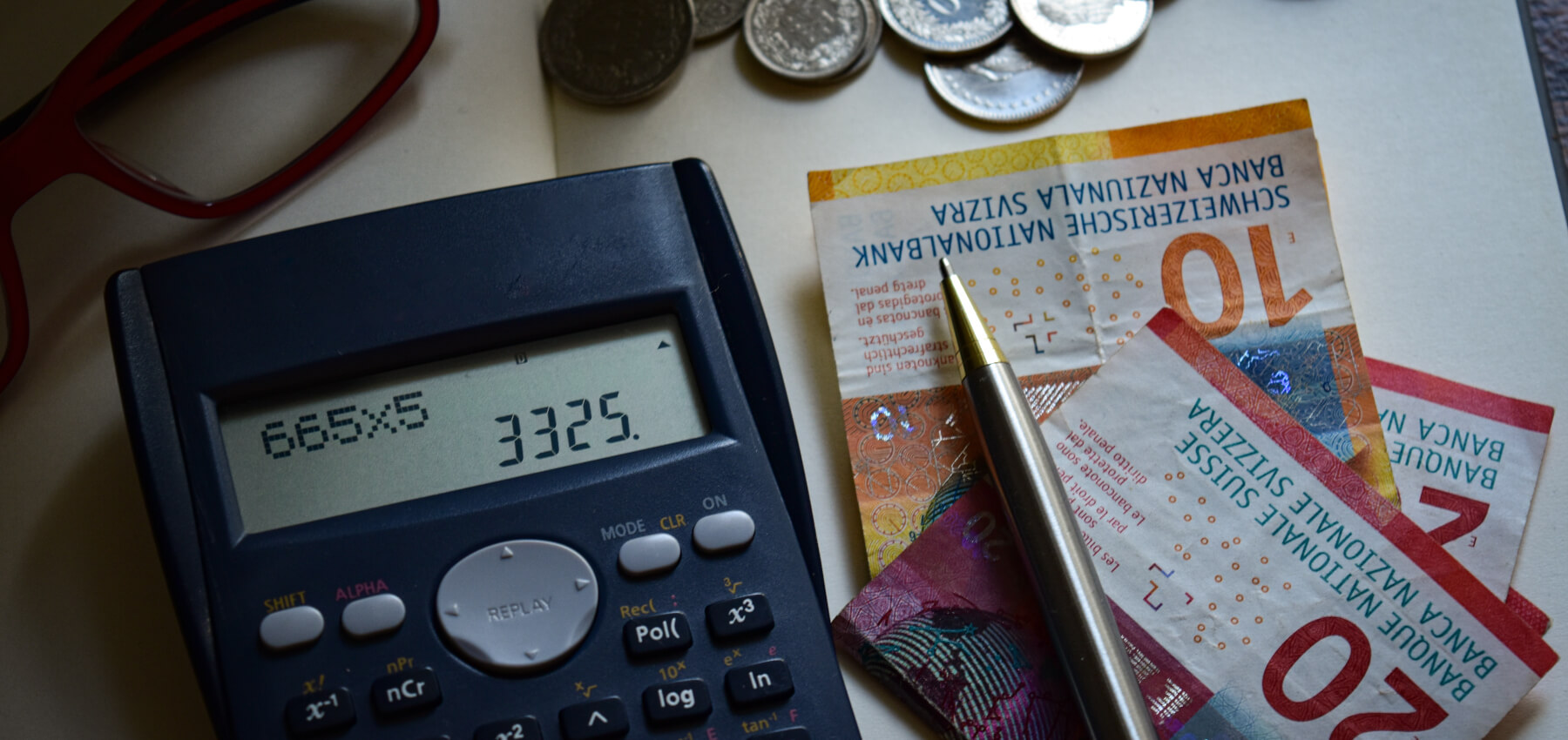 Comment les étrangers paient leurs impôts en Suisse - moneyland.ch